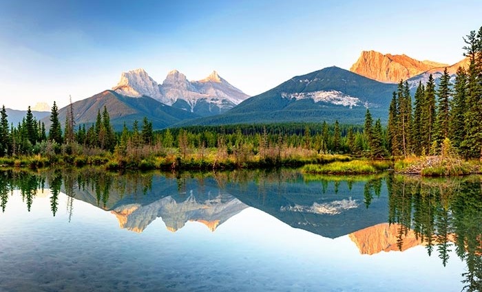 Top 10 Hikes in the Canadian Rockies | Backroads